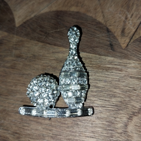 Jewelry | Bling Bowling Brooch | Poshmark